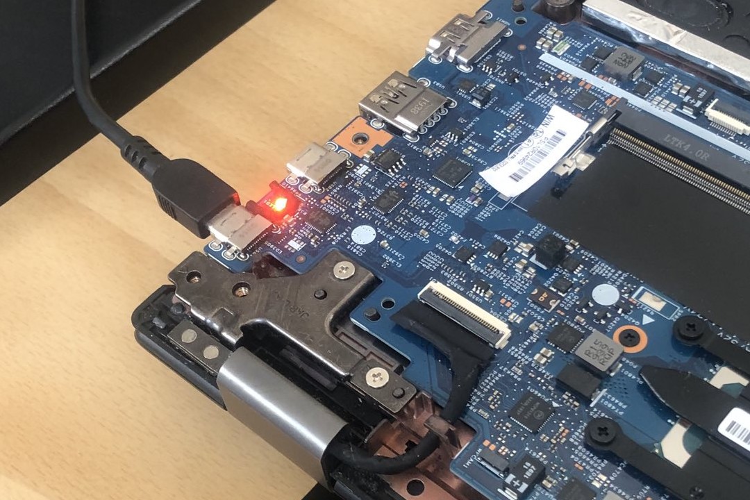 Fix unchargeable Thinkpad L390 by cold solder joints of USB-C-Sockets ...